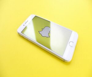 How To See Hidden Friends On Snapchat - Tech Bulletin